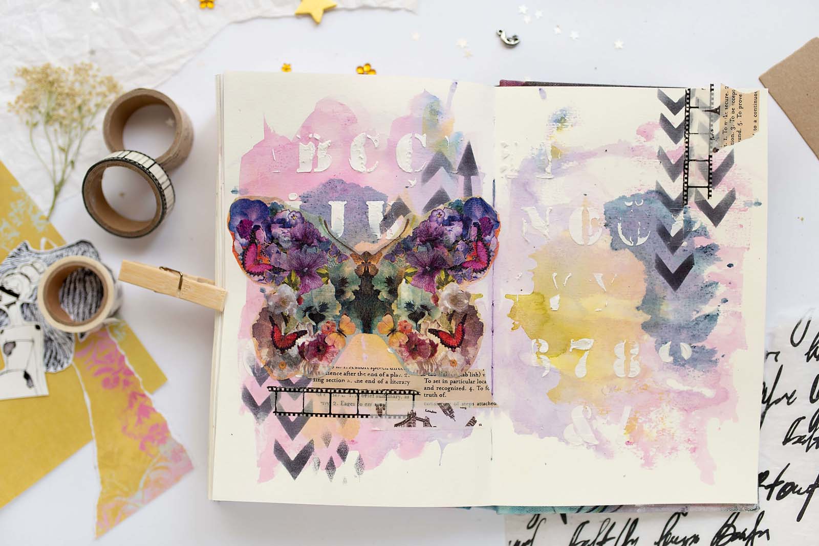 The Simplest Mixed Media Art Journal Tutorial - Step By Step - Artful Haven